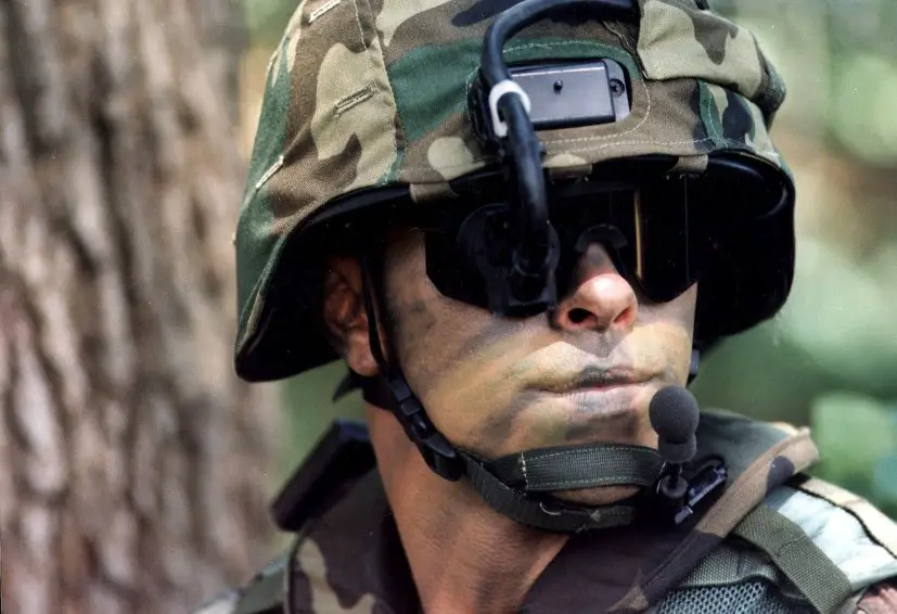 United States soldier US Army combat uniforms Etats-Unis Pictures ...