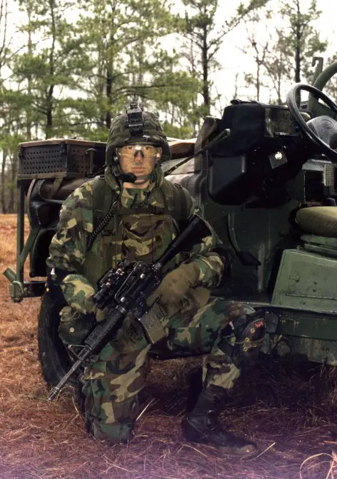 United States soldier US Army combat uniforms Etats-Unis Pictures ...