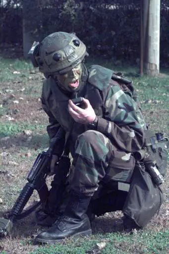 United States soldier US Army combat uniforms Etats-Unis Pictures ...