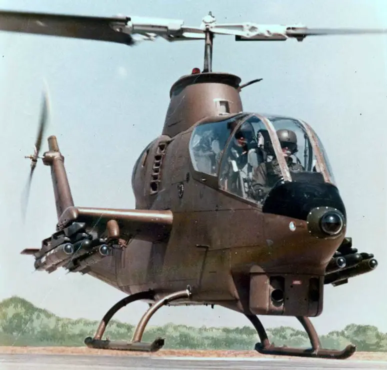 Bell Model 209 AH-1 Huey Cobra description identification pictures ...