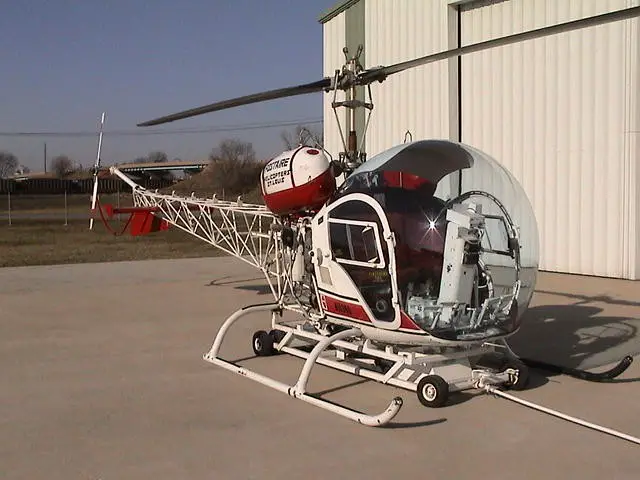 Bell Model 47 Sioux H-13 description identification pictures picture ...