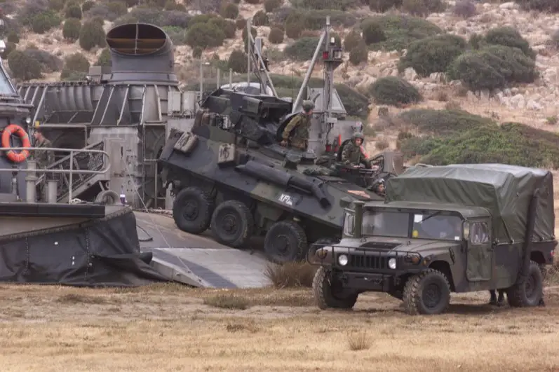 Pictures - Photos LAV variantes light armoured vehicle United-States ...