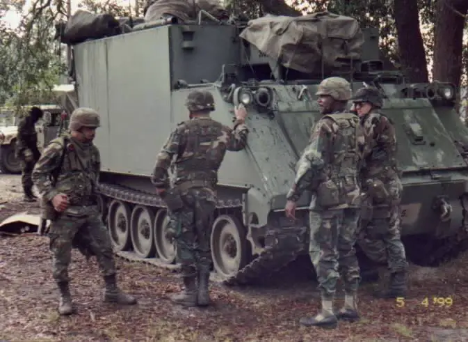 M577 Picture Photo image Pictures US Army command post armoured armored ...