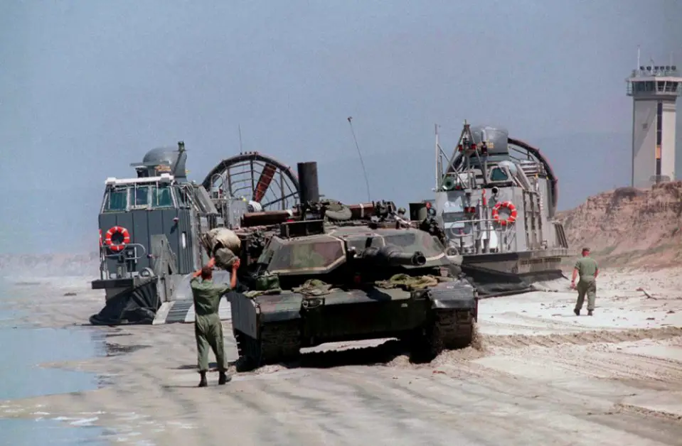 M1A1 Abrams US Description identification pictures picture photo image ...