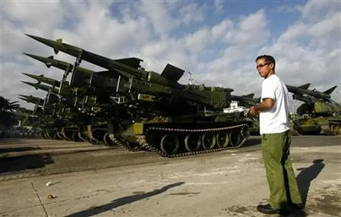 50th anniversary of Cuba's Revolutionary Armed Forces military parade ...
