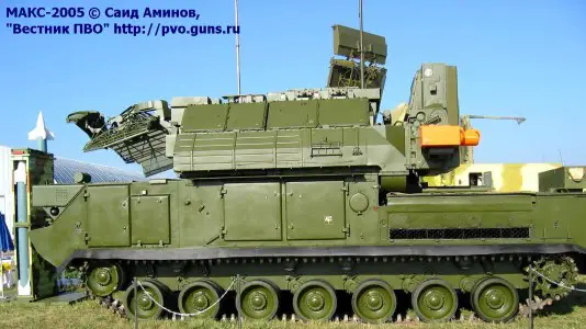 TOR-M1 SA-15 Gauntlet 9M330 Russe Russian Description armoured armored ...