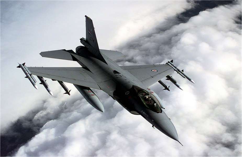Analysis: How F-16 Fighter Jet Armament Will Boost Ukraine's Firepower