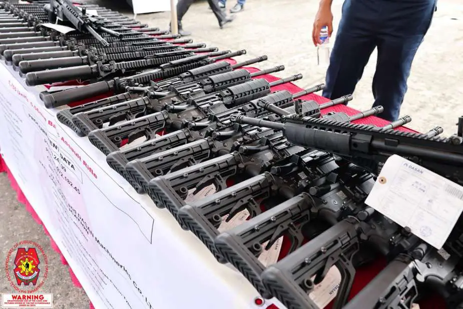 Philippine National Police receives 5,755 Korean DSAR15 assault rifles
