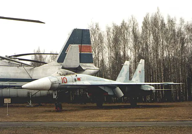 Su-27 Flanker Sukhoi