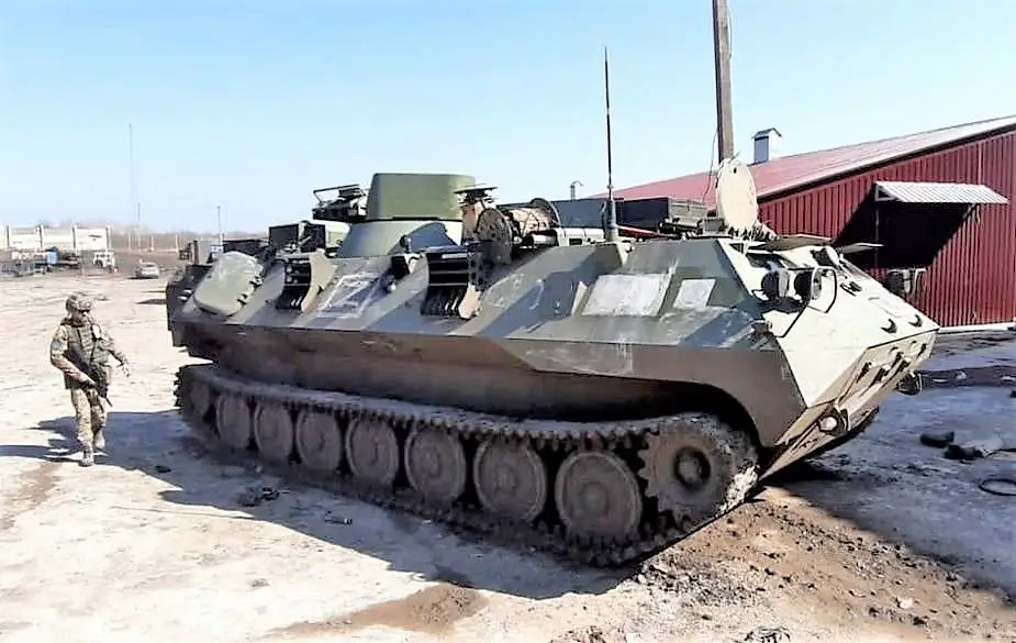 Russian 9S932-1 intelligence and control modules with 1L122-1E radar from Barnaul-T command ...