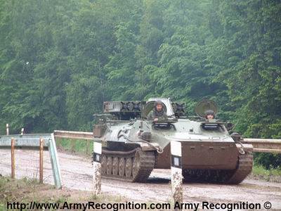 SA-13 Gopher 9K35 M Strela-10M systeme de missile antiaerien blinde ...