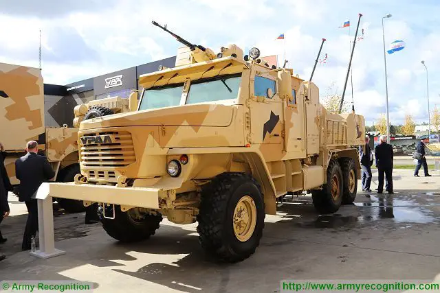 ARMY 2019年第5屆俄羅斯國際軍事裝備展覽:俄羅斯Burevestnik中央研究所展出2S40 Phlox (Floks) 120公厘輪 ...