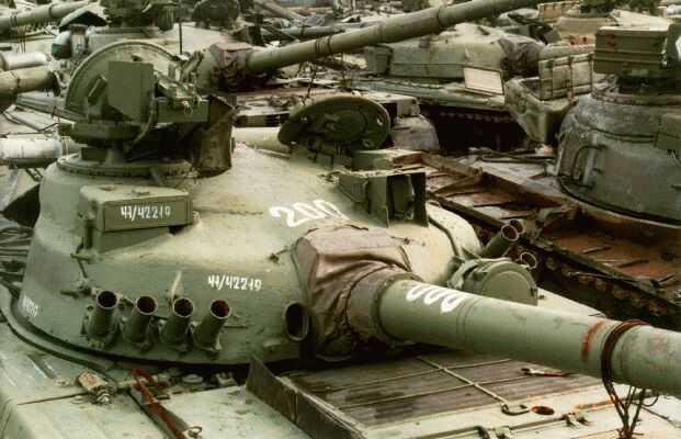 T-64B T-64 B Pictures gallery main battle tank of T-64B Russian Army ...