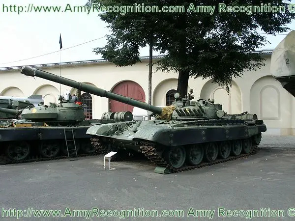 T-72A Pictures gallery main battle tank T-72 M1980 T-72A Rusian Army ...