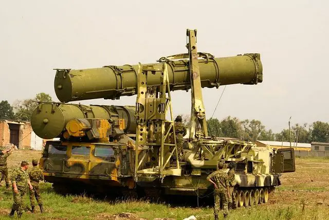 S-300V 9K81 Antey-300 SA-12 Gladiator