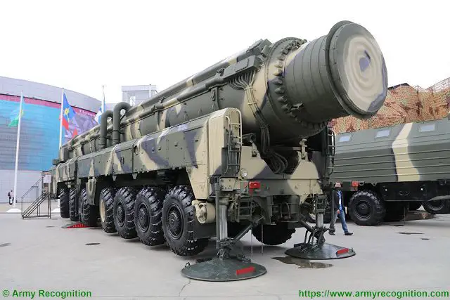 Topol SS-25 Sickle RS-12M RT-2PM ICBM