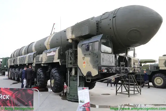Topol SS-25 Sickle RS-12M RT-2PM ICBM