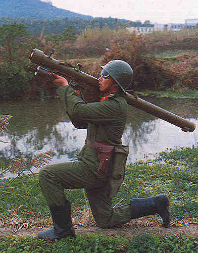 SA-7 Grail 9K32 Strela-2 portable air defense missile system MANPADS ...