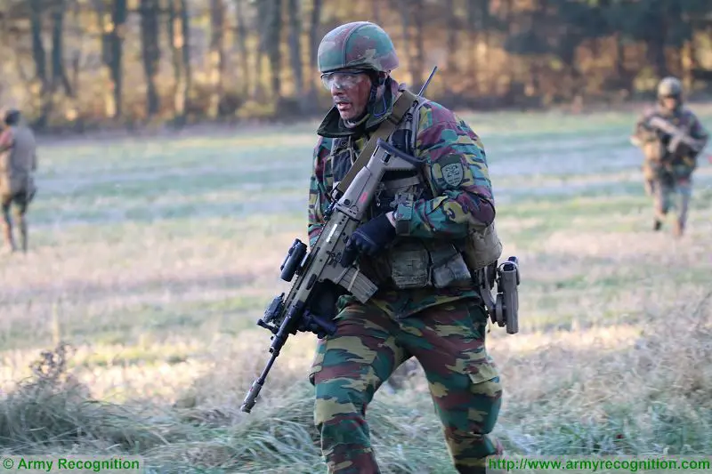 Live demonstration Black Blade 2016 European Defence Agency Helicopter ...