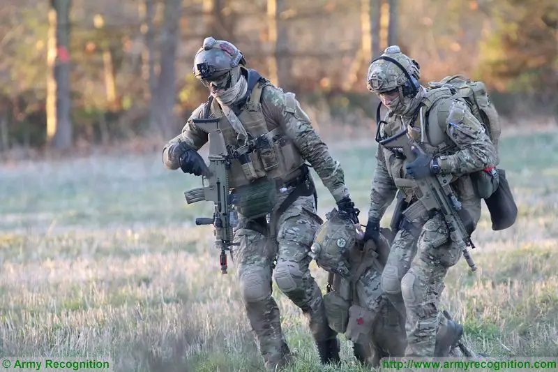 Live demonstration Black Blade 2016 European Defence Agency Helicopter ...