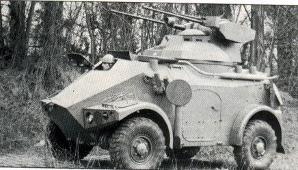 Panhard M3 VDA Description Pictures picture photo image véhicule blindé ...