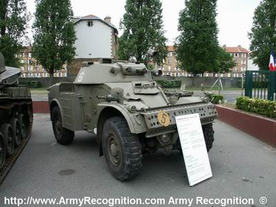 AML-60 Panhard