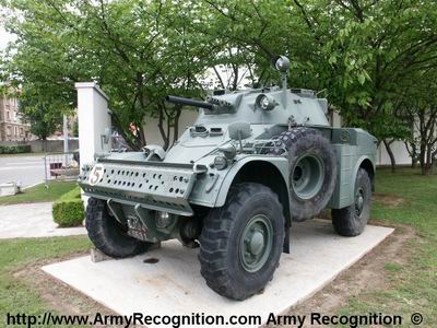AML-60 Panhard