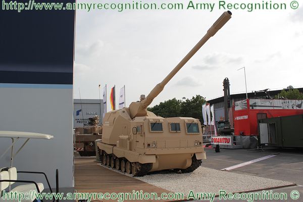 AGM Donar 155 mm self-propelled howitzer autonomous Artillery Gun ...