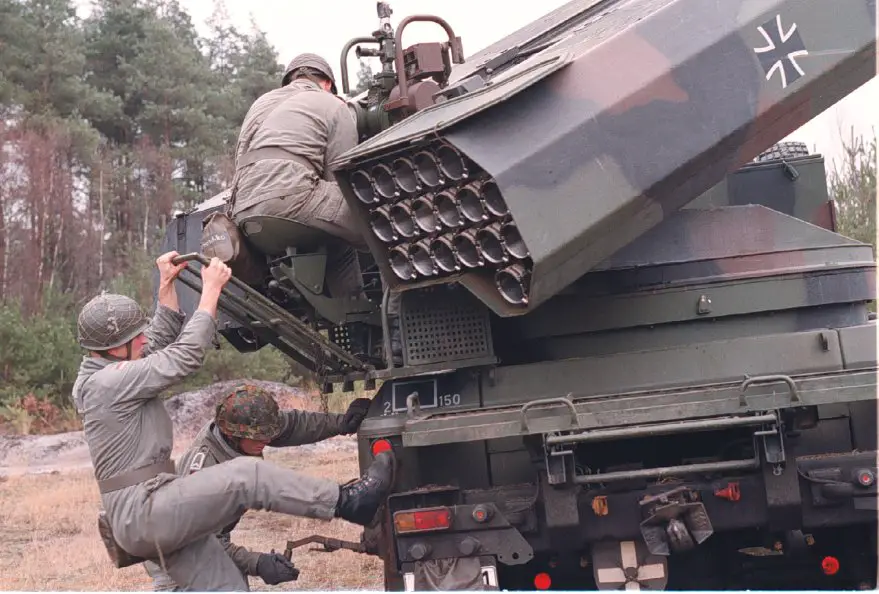 LARS SF 2 light multiple rocket launcher system artillery German army ...