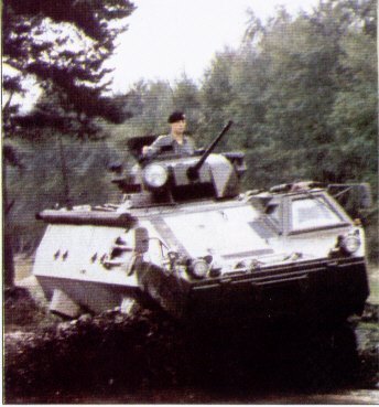 Condor UR-425 APC (FR)