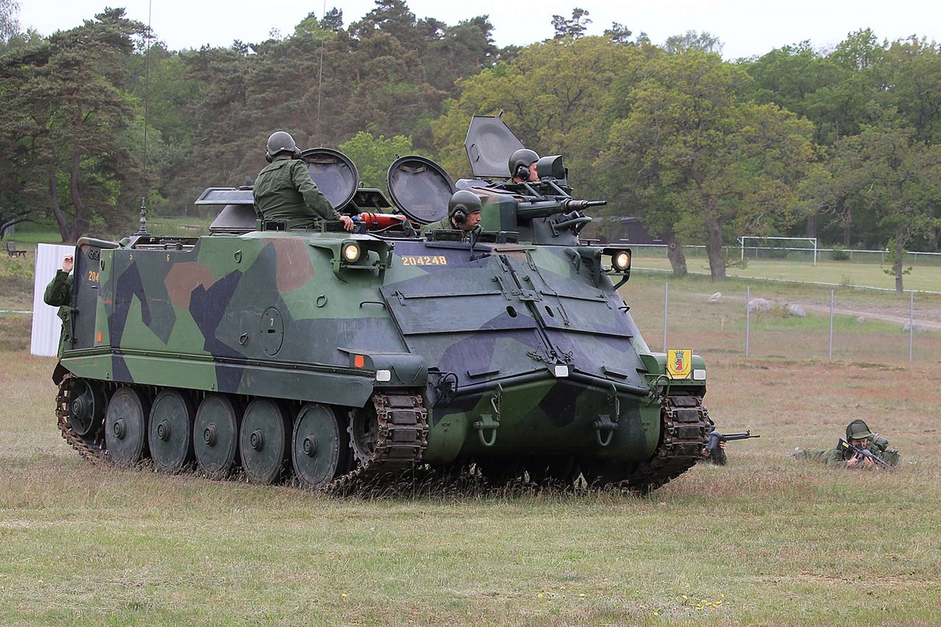 PBV Pansarbandvagn 302