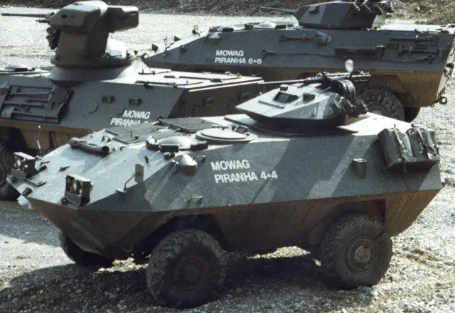 Mowag Piranha I (FR)