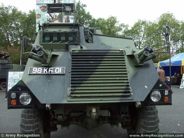 AT105 Saxon 4x4 armoured vehicle personnel carrier technical data sheet ...