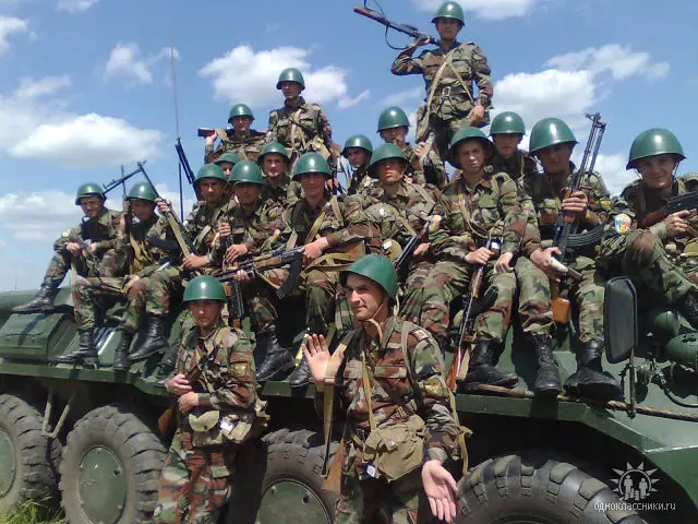 Moldova Moldovan Army ranks military combat field uniforms dress grades ...