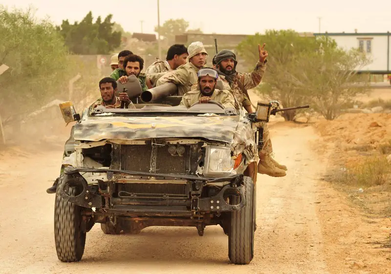Libya Libyan NTC National Transition Council fighters armed forces ...