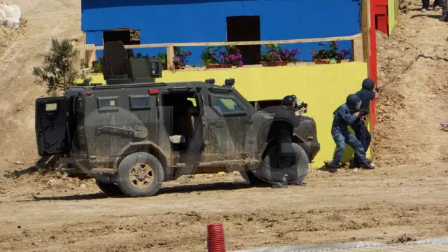 Jaws 4x4 APC