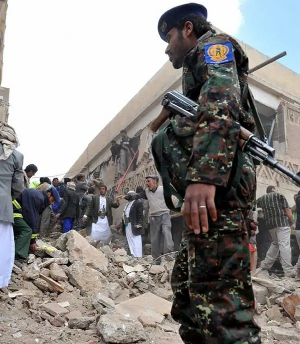 Yemen Yemeni Army ranks military combat field uniforms dress grades ...