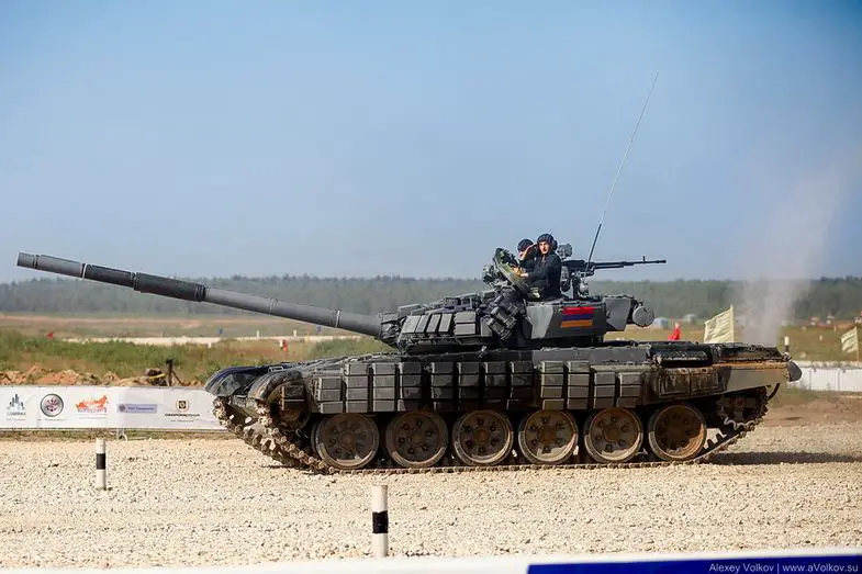 The Russian Tank Biathlon 2014 competition with tankers from 12 ...