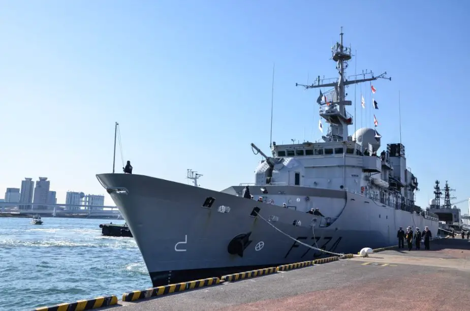 French Floreal-class frigate Vendémiaire interacts with Chinese Navy