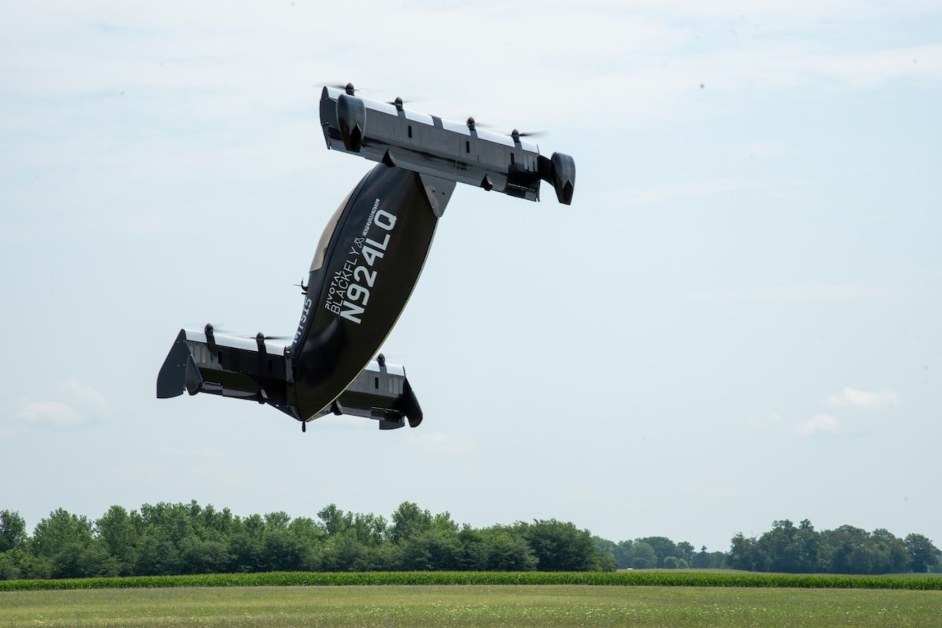 US Air Forces Evaluate Electric Vertical Takeoff and Landing Aircraft ...