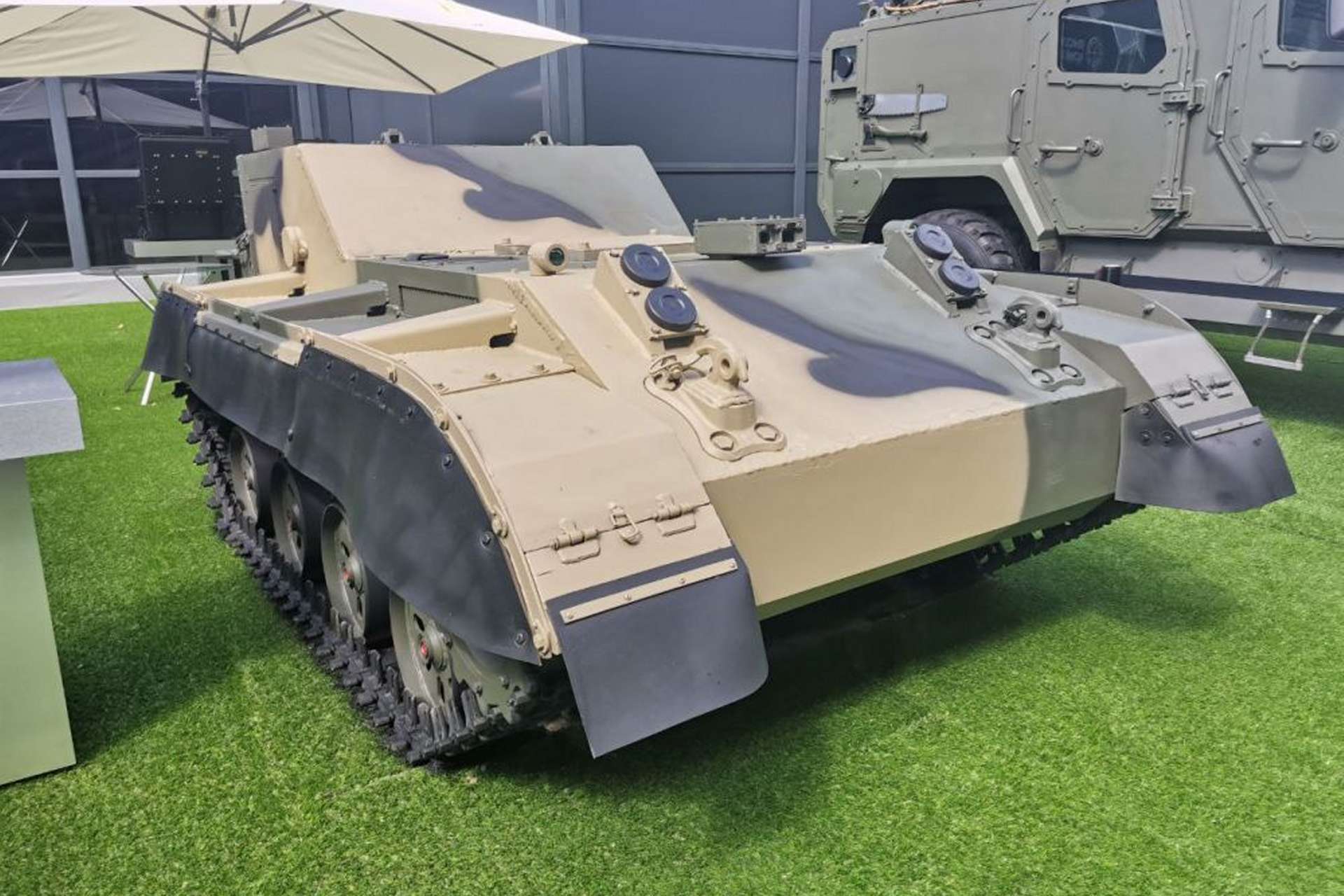 Russia presents Karakal UGV to deploy smoke screens at Army 2024