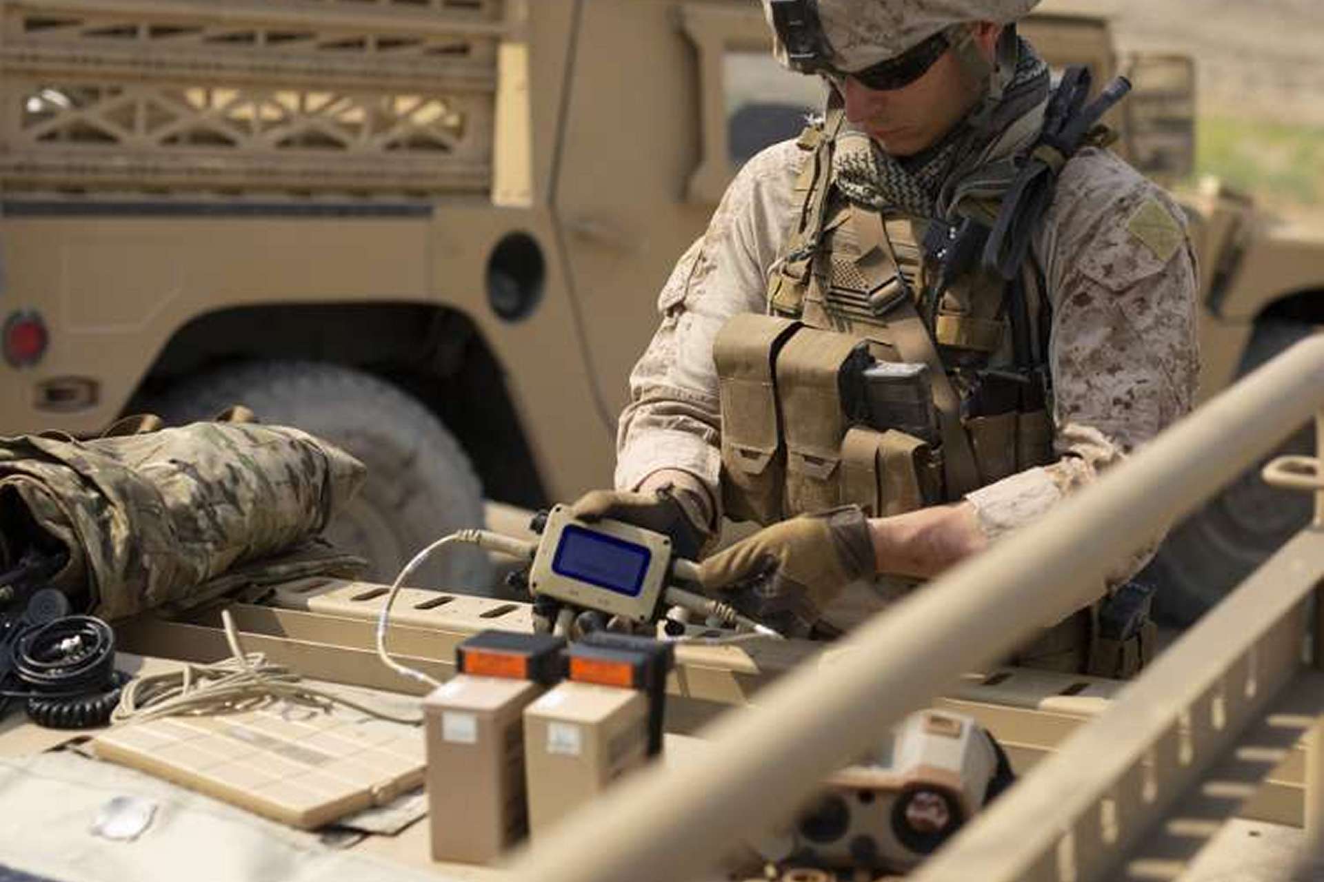 US Marine Corps orders 5,000 SoloPack II batteries and $1.5M in cables ...