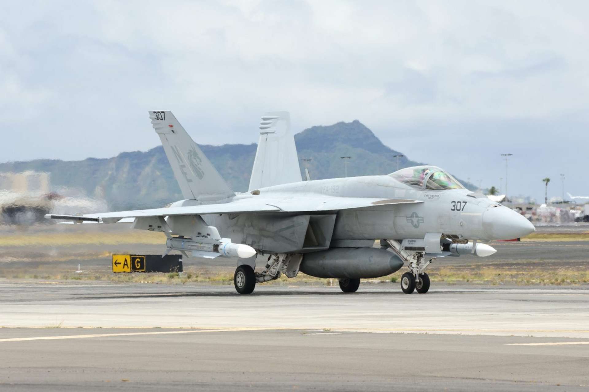 Air-Launched SM-6 Missile Unveiled on Super Hornets During RIMPAC ...