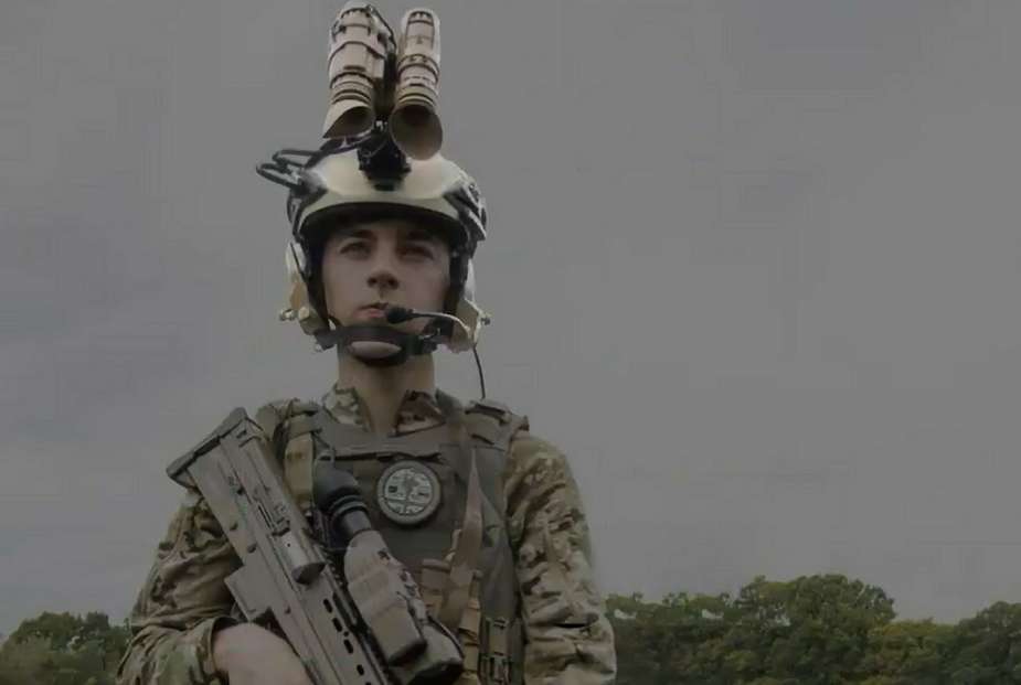 Future Soldiers Equipment Laser Eyed Robots Appear In New Army