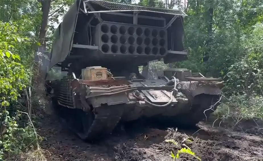 Russia Upgrades TOS-1A Flamethrower System Deployed in Ukraine with ...
