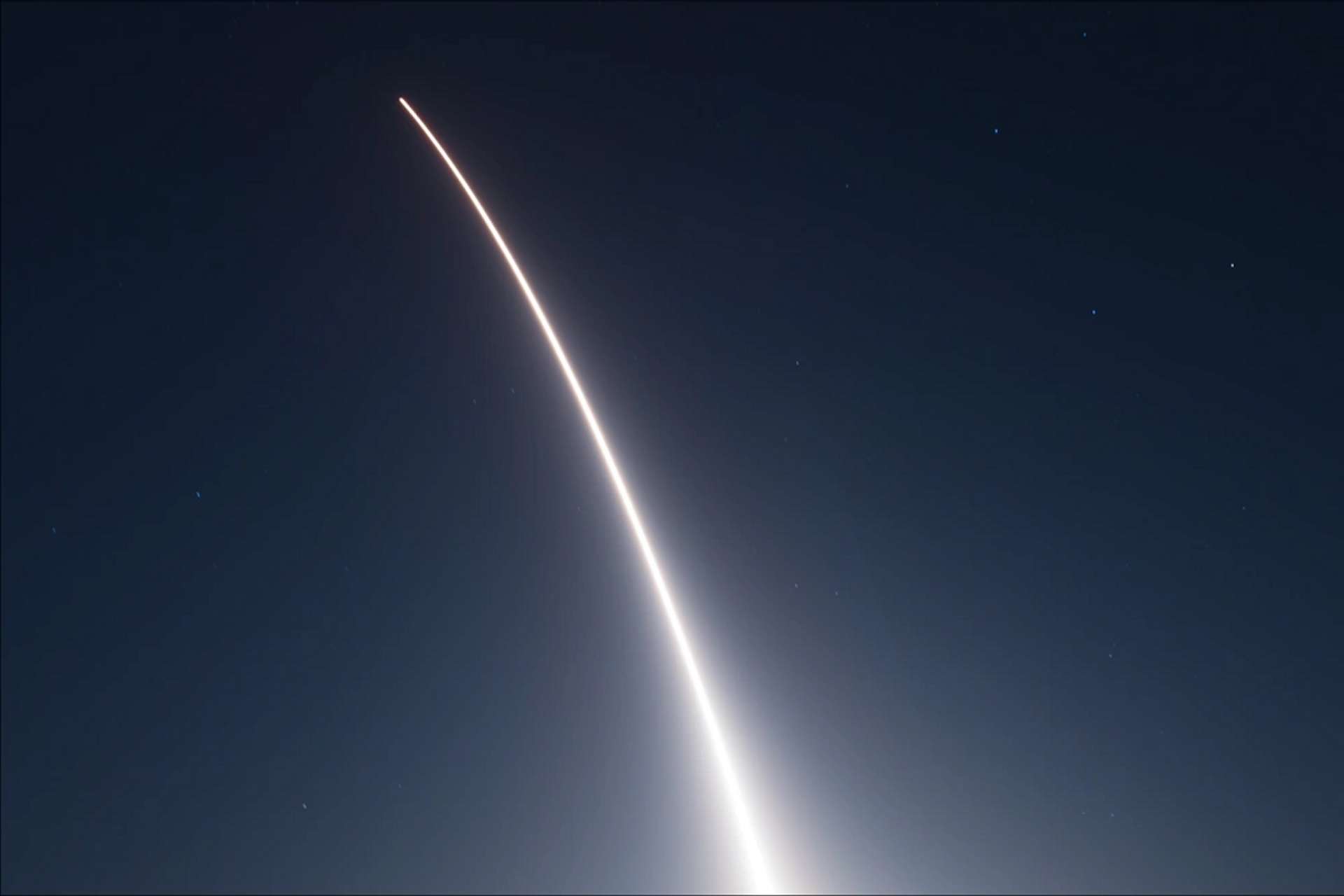 US Launches Minotaur I Rocket Equipped with Mk21A Reentry Vehicle