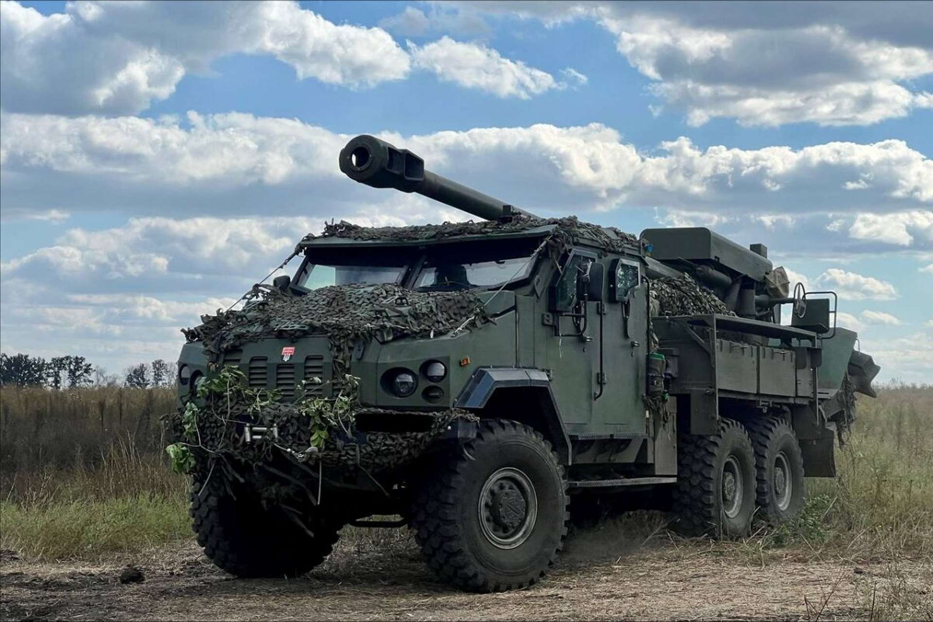 Ukraine Produces Largest Number of Self-Propelled Artillery Units per ...