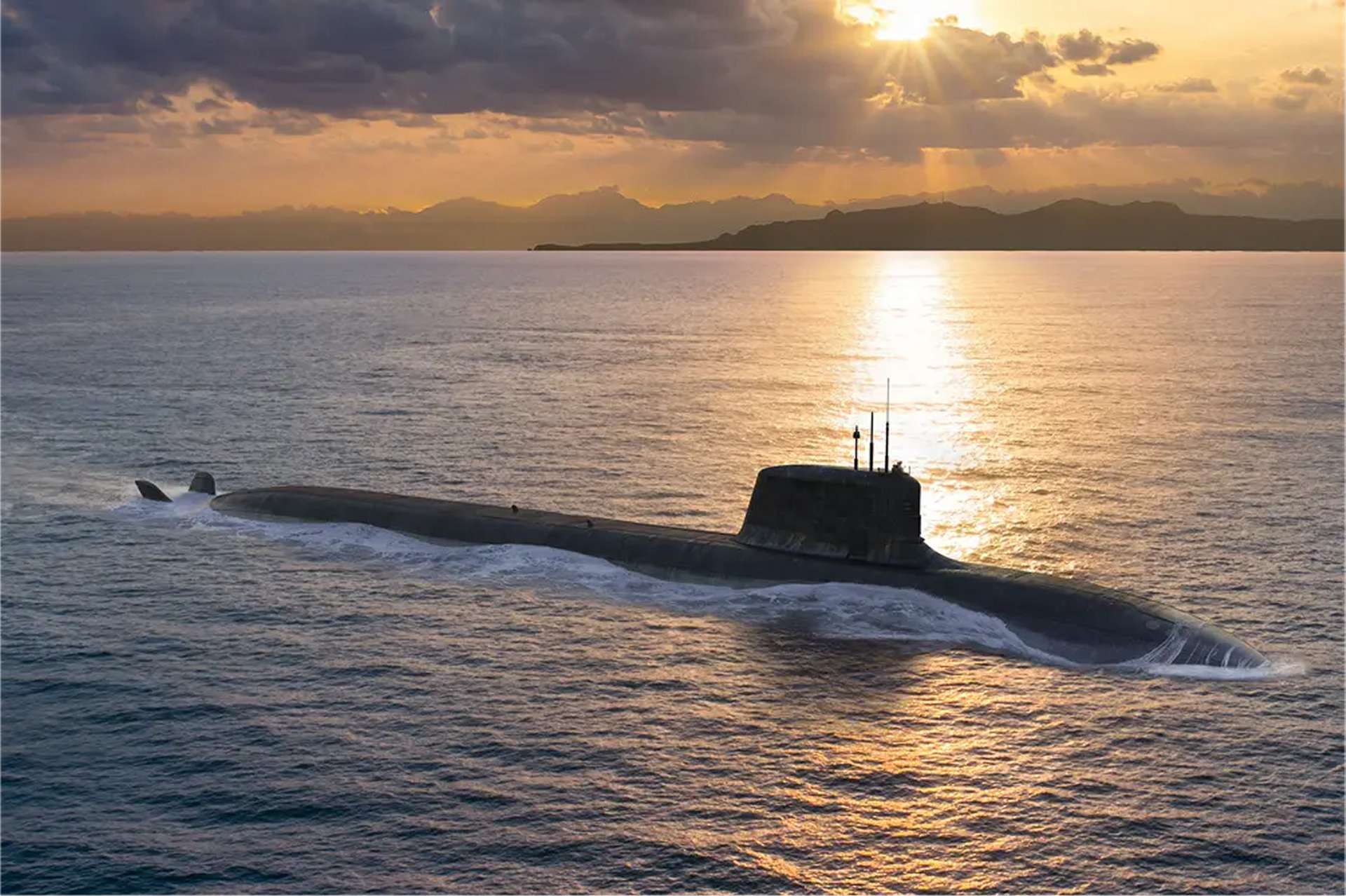 Australia and UK forge landmark agreement to deliver SSN AUKUS Nuclear ...
