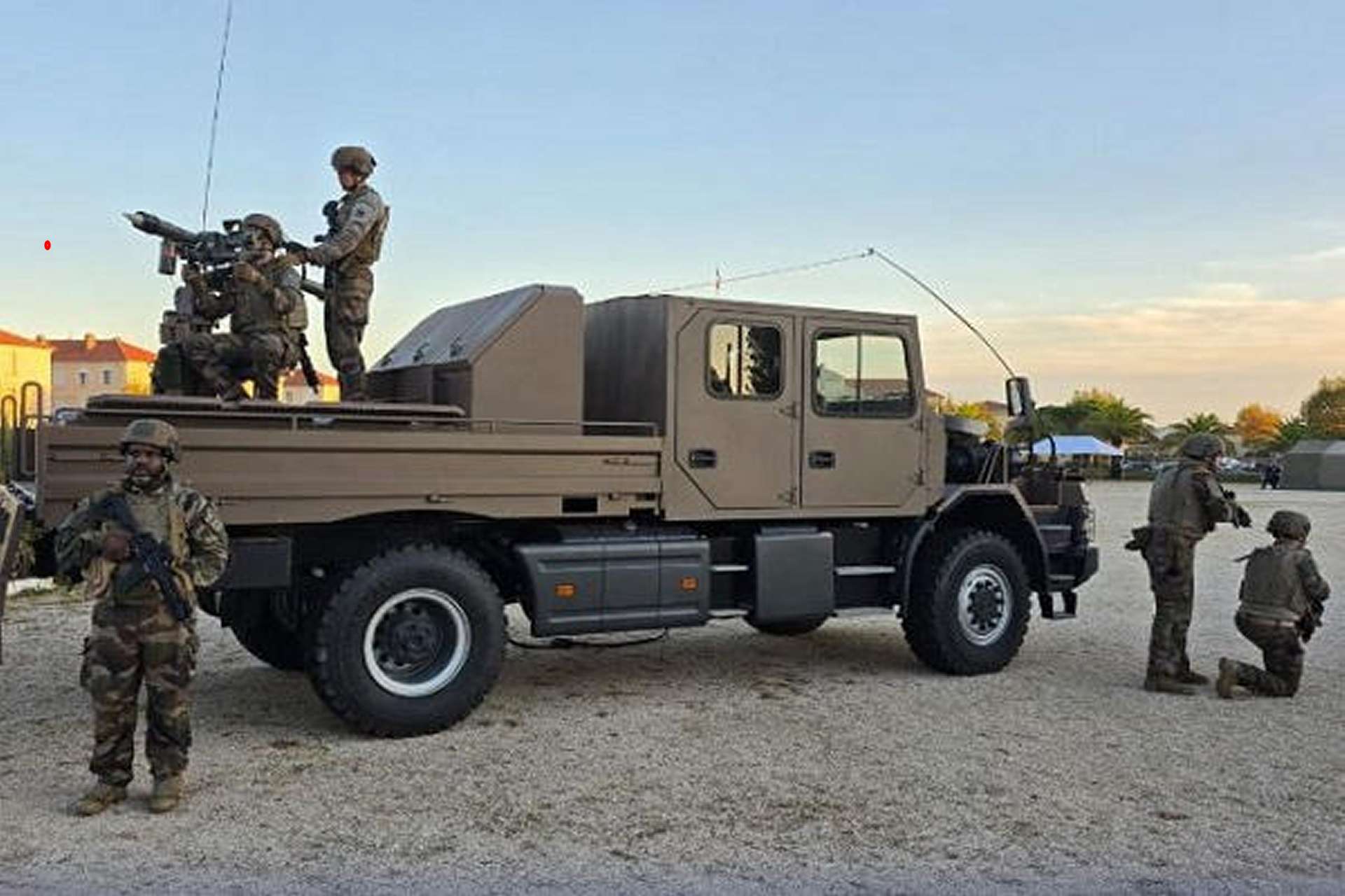 France to Modernize Air Defense Mobility with New 4x4 Vampire Mistral 3 ...