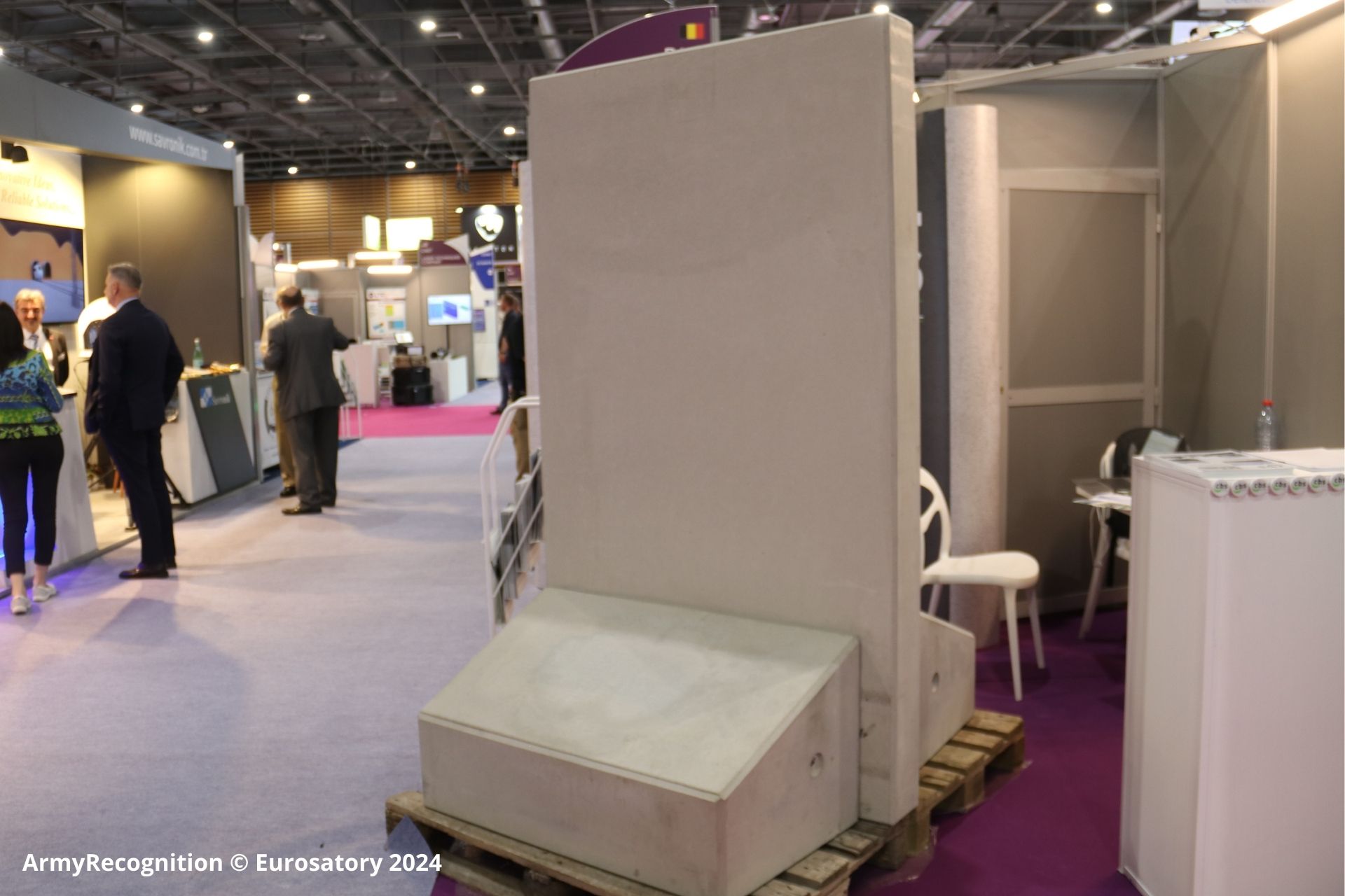 CBS Beton Displays Advanced T-Wall System at Eurosatory 2024